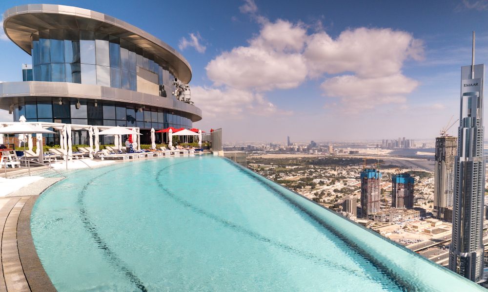 Treat yourself to a unique experience in the United Arab Emirates: FREE ...